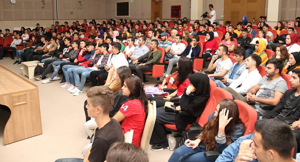 272 stajyer Büyükşehir’i yakından tanıdı - Kocaeli Büyükşehir Belediyesi