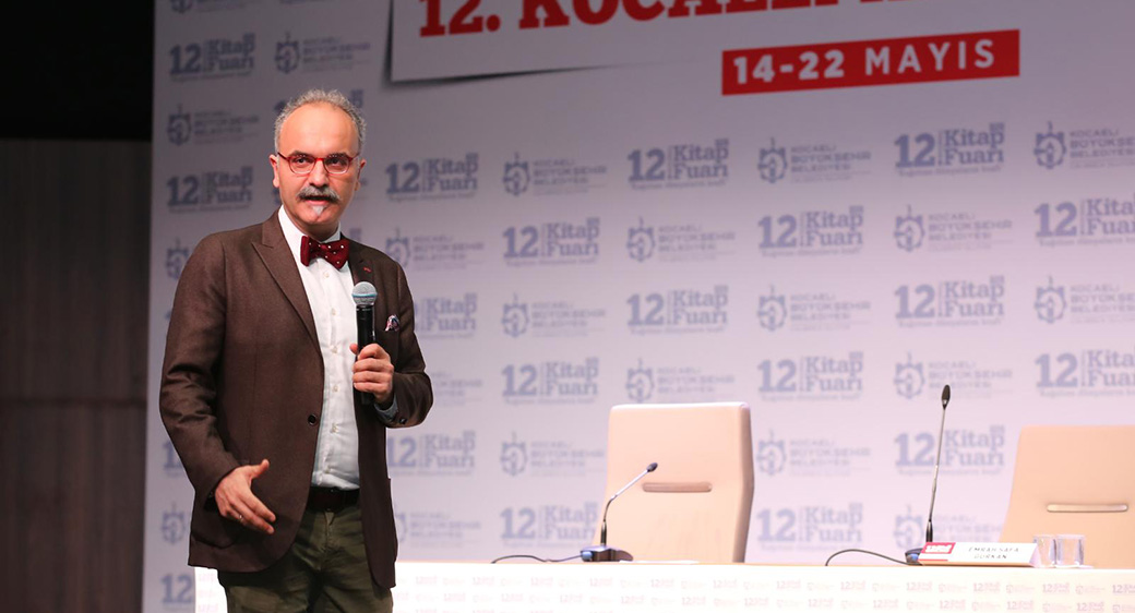 Emrah Safa Gürkan: ‘'Balonları patlatıyorum''